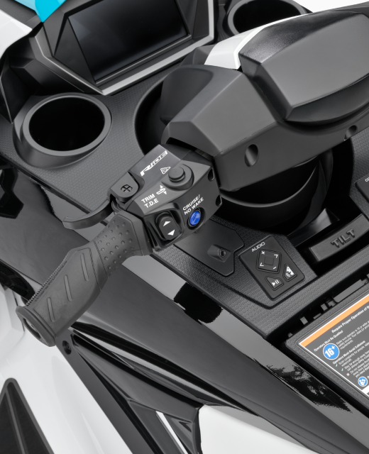 FX® HO | FX® Series | Yamaha WaveRunners