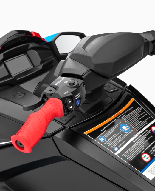 VX® Deluxe | VX® Series | Yamaha WaveRunners